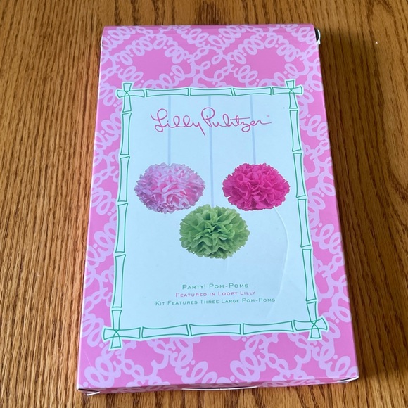Lilly Pulitzer | Party Supplies | Nib Lilly Pulitzer Loopy Lilly Party ...